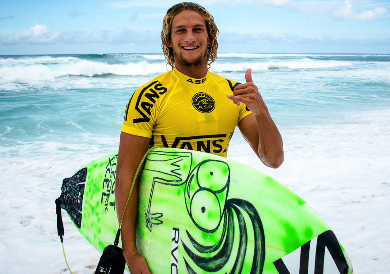 Eikon's Top 7 Male Surfers - Gay Nation